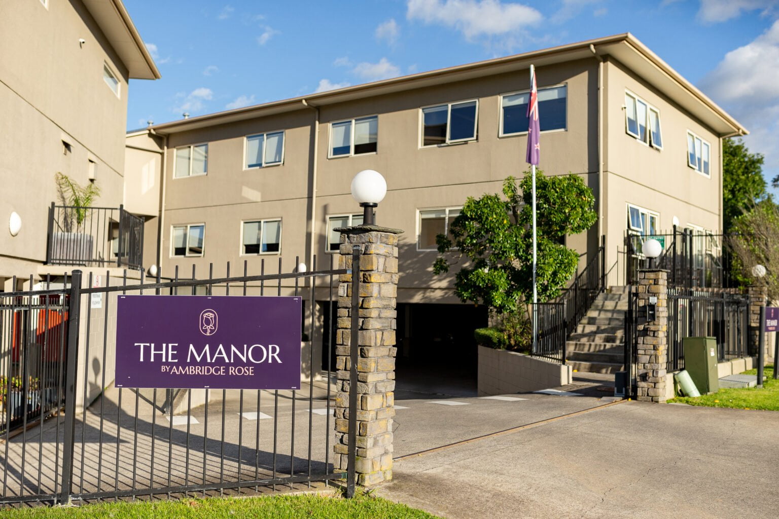 The Manor | Private Hospital, Rest Home | Ambridge Rose